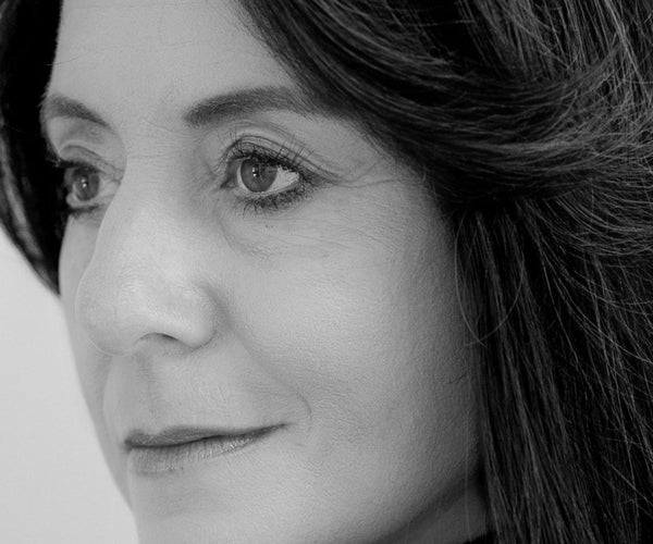 Stefanie Raus: German artist specializing in abstract art